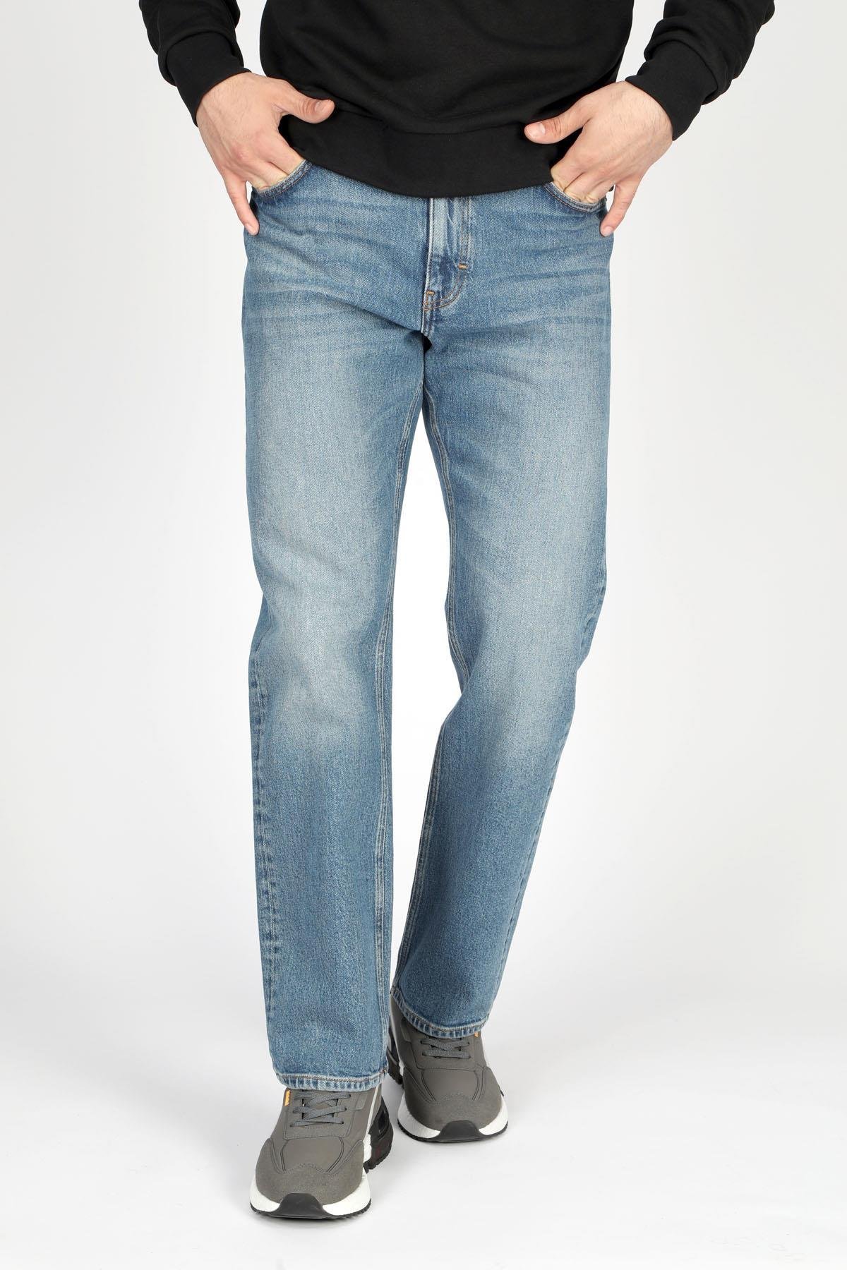 Ricky Men's High Rise Straight Jeans | Jinsebi.ge